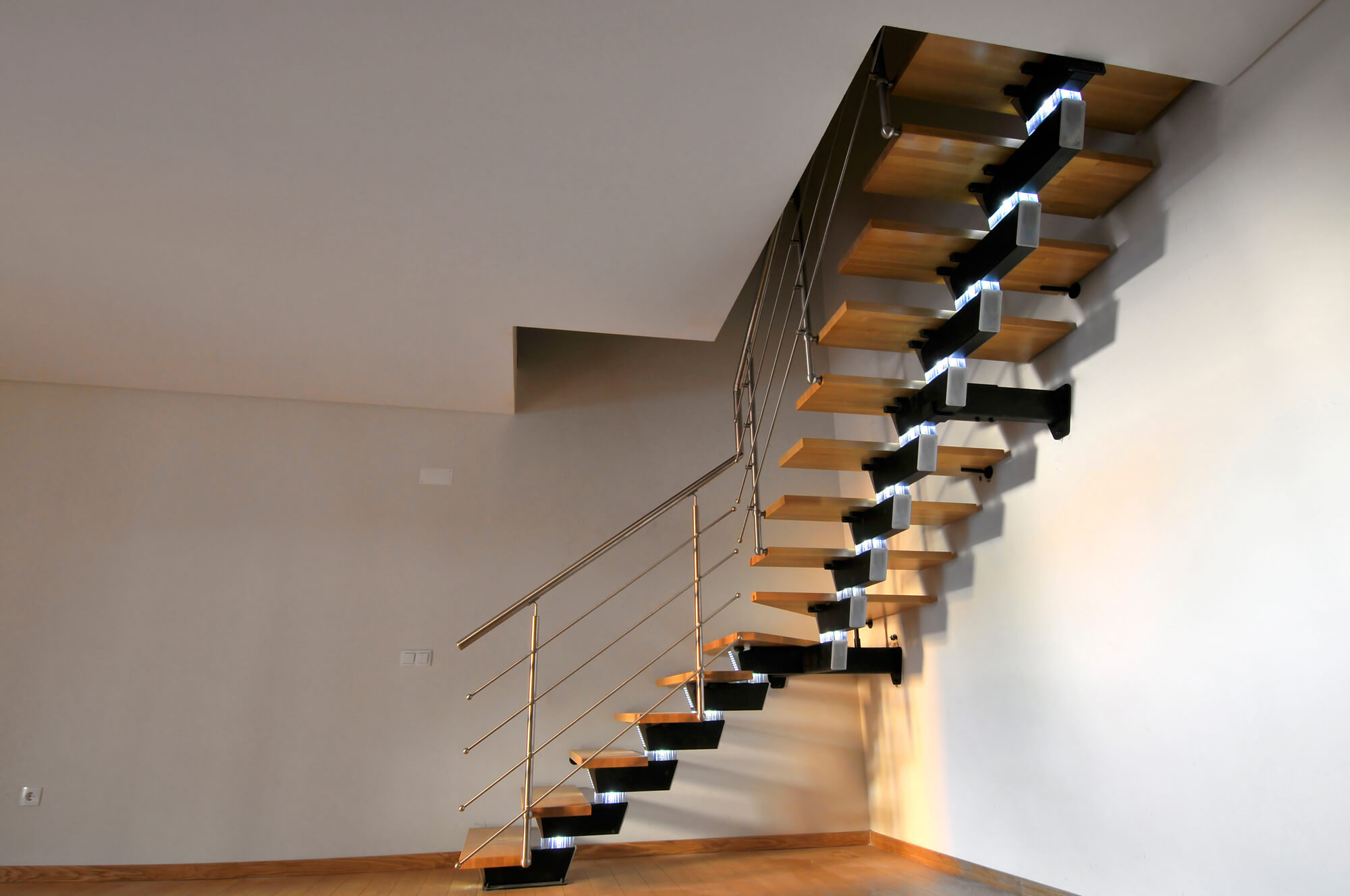 L shaped staircases - Bespoke designs & high quality installation services